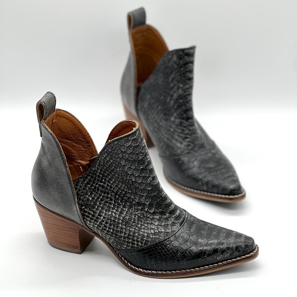 Nocona | Shoes | Nocona Micki Boot Womens 7 Black Rattle Snip Toe Western Ankle Bootie Snake ...